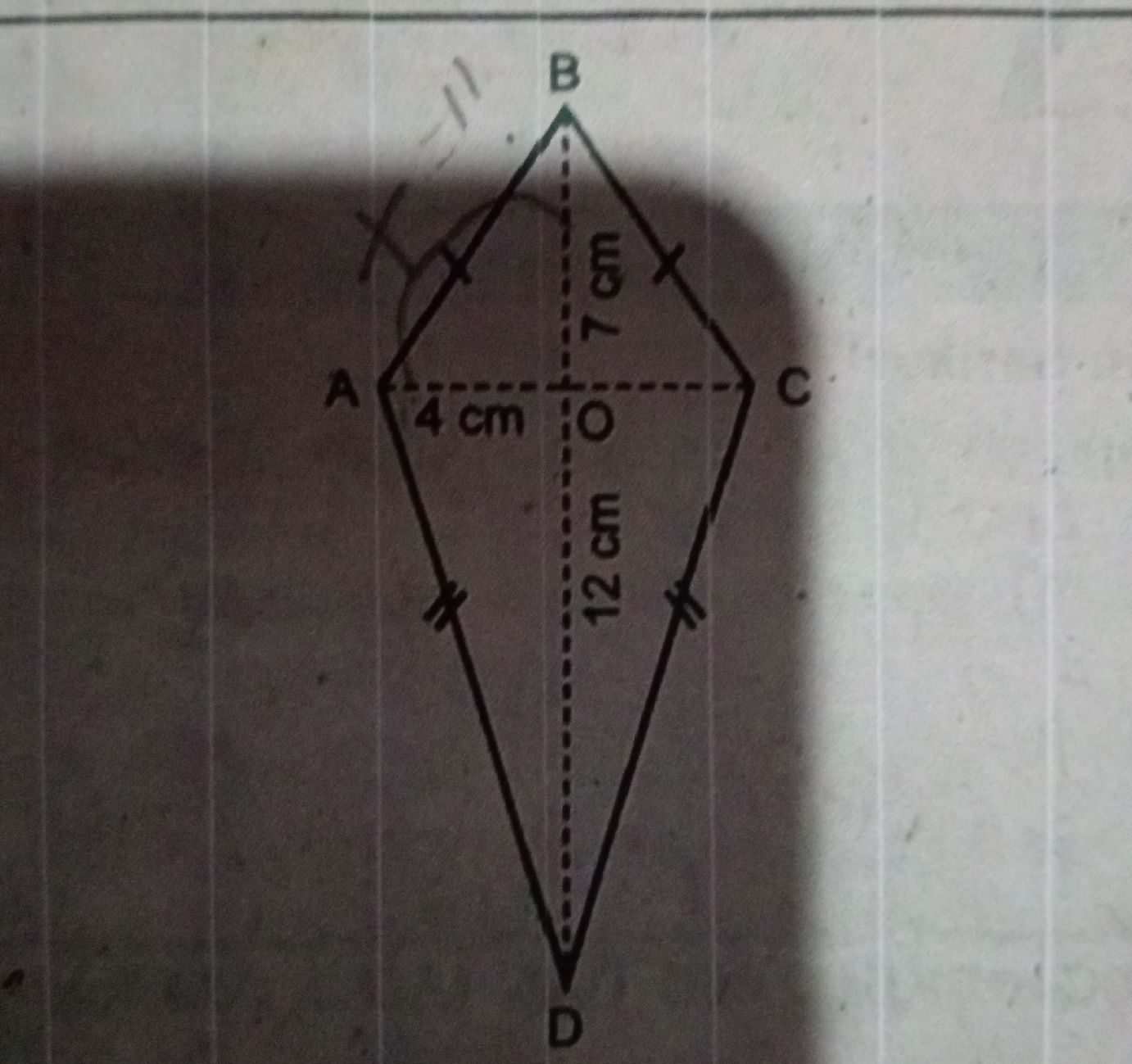The image shows a kite $ABCD$ with diagonals | StudyX