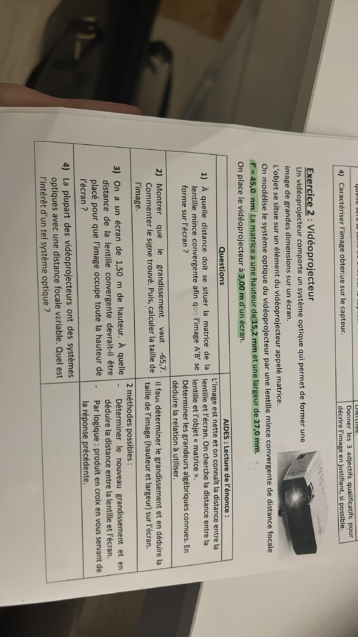 Exercice 2: Vidéoprojecteur Un | StudyX