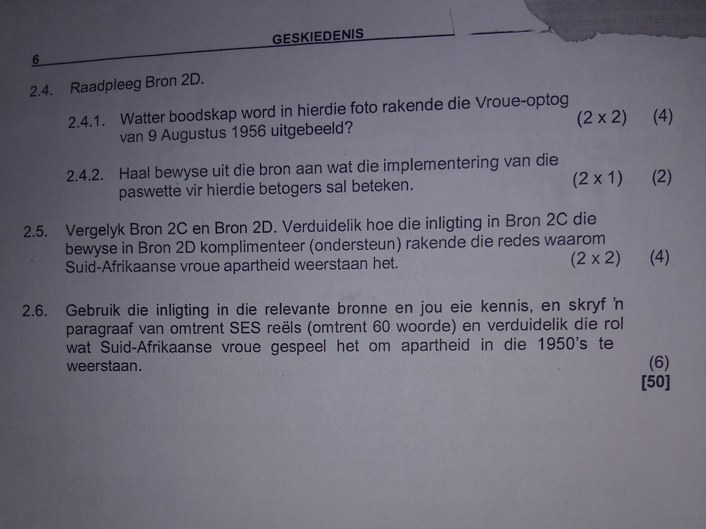 2.4. Raadpleeg Bron 2D. 2.4.1. Watter | StudyX
