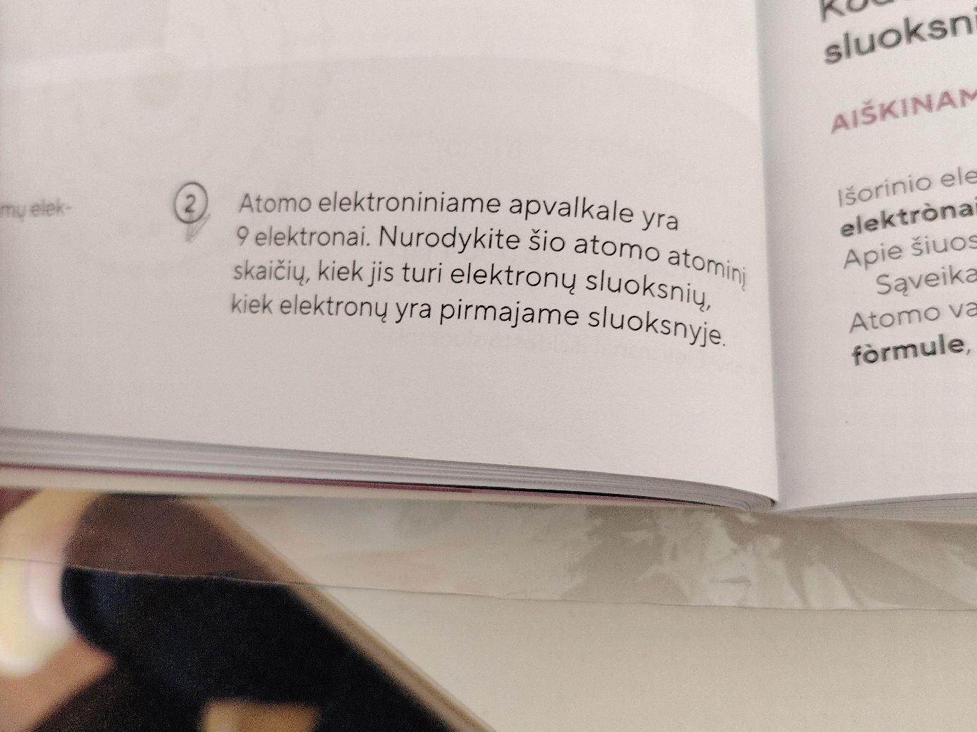 Atomo elektroniniame apvalkale yra 9 | StudyX
