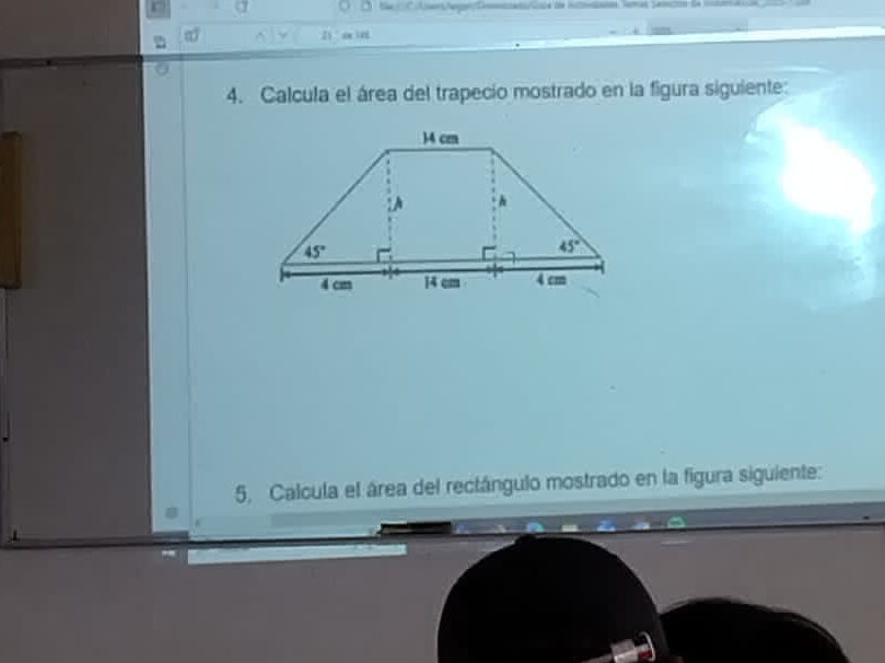 4. Calcula el área del trapecio mostrado en | StudyX