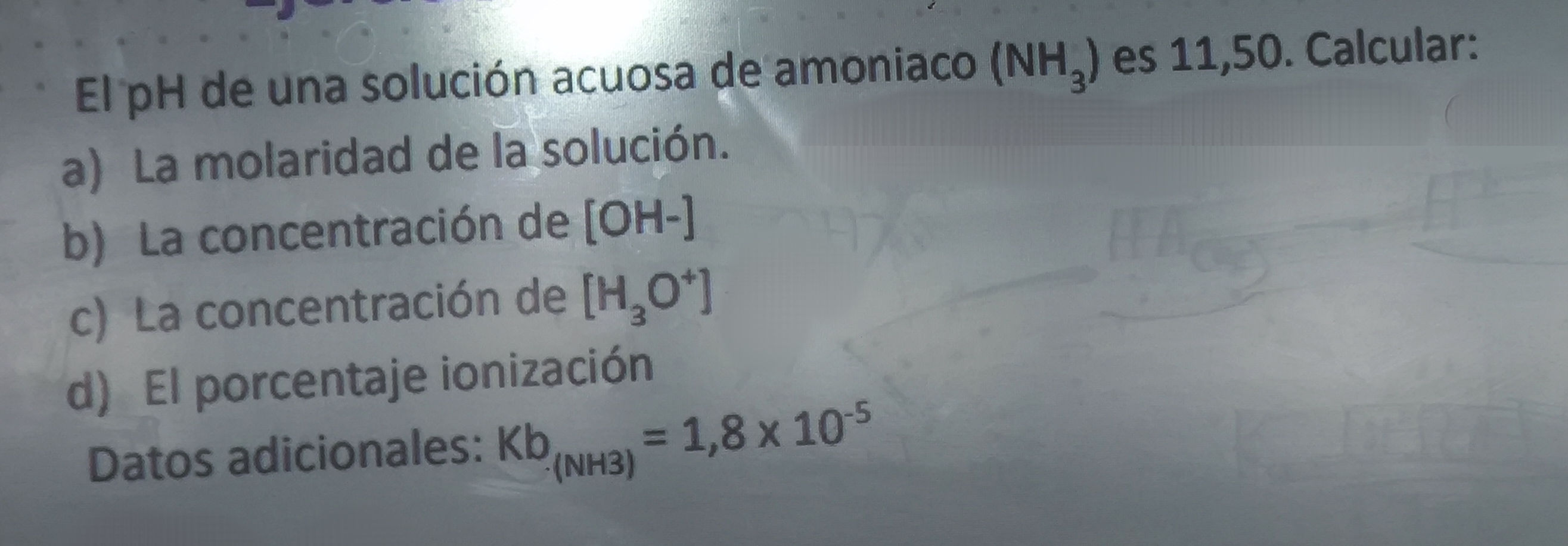El pH de una solución acuosa de amoniaco | StudyX