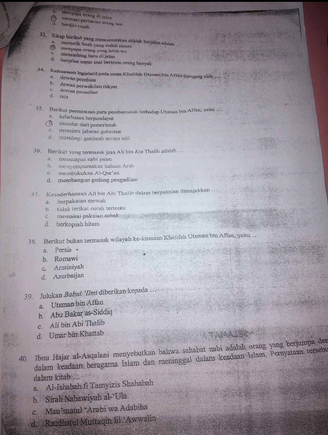 33. Sikap berikut yang mencerminkan akhlak | StudyX