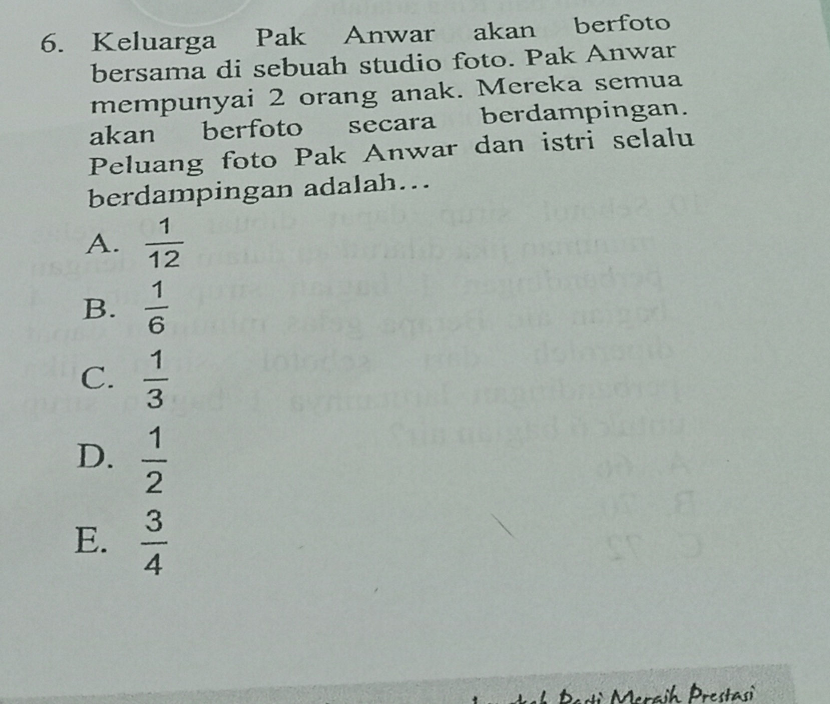 6. Keluarga Pak Anwar akan berfoto bersama | StudyX