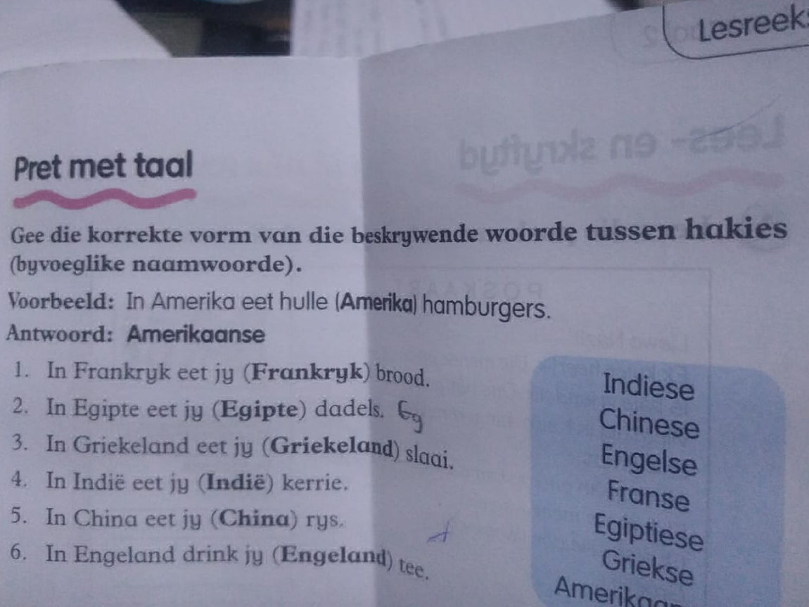 Gee die korrekte vorm van die beskrywende | StudyX