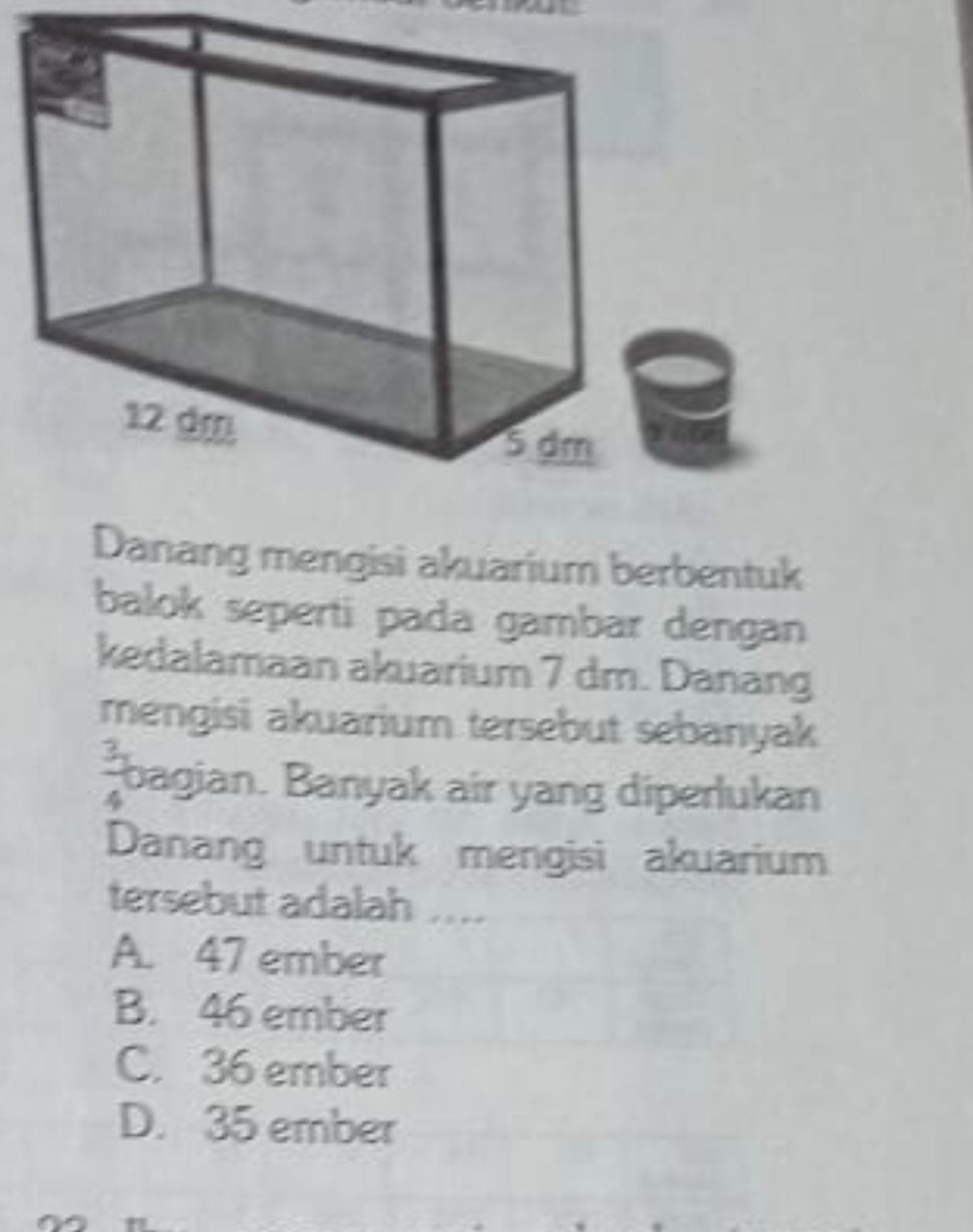 Danang mengisi akuarium berbentuk balok | StudyX