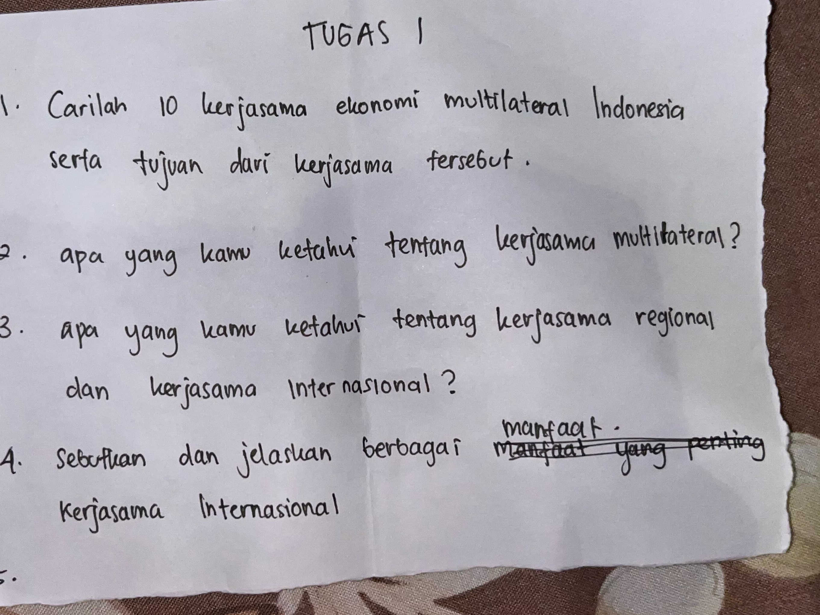 TUGAS 1 1. Carilah 10 kerjasama ekonomi | StudyX