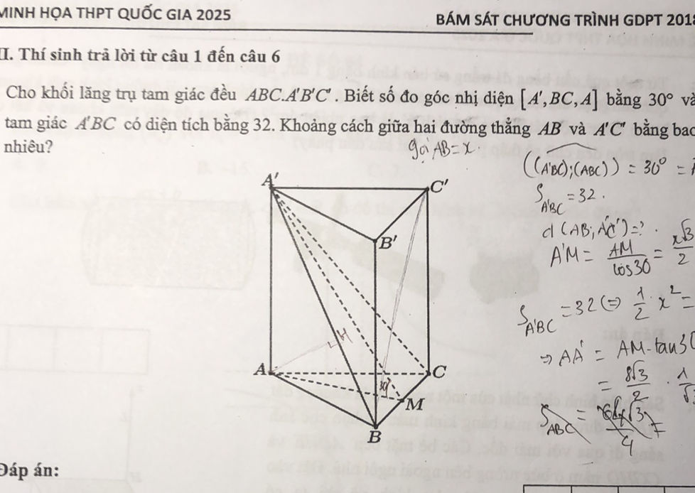 Cho khối lăng trụ tam giác đều $ABC.A'B'C'$.