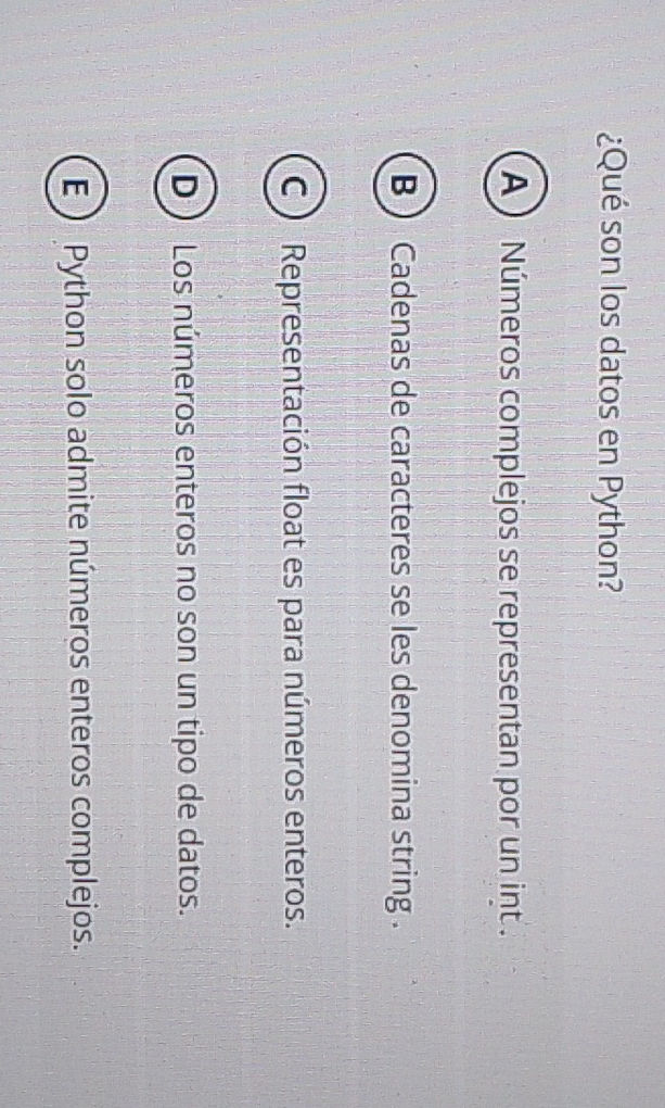 ¿Qué son los datos en Python? A) Números | StudyX