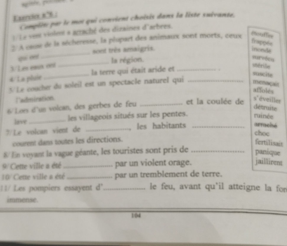 Complétez par le mot qui convient choisis | StudyX