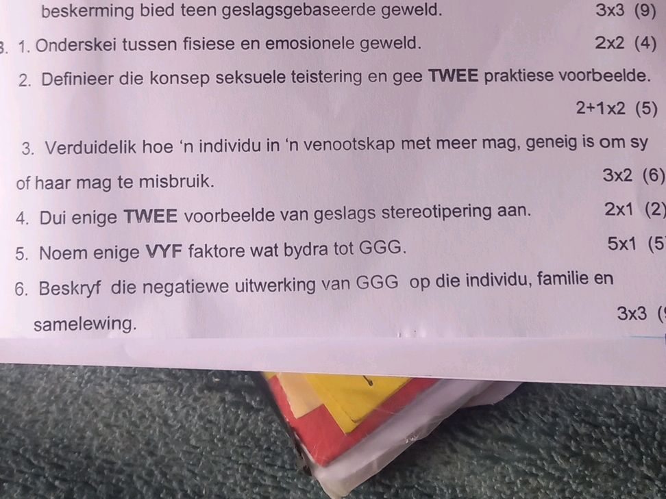 1. Onderskei tussen fisiese en emosionele | StudyX