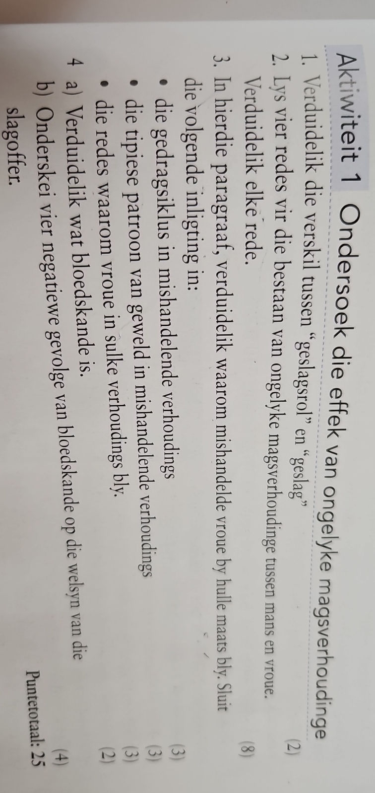 1. Verduidelik die verskil tussen | StudyX