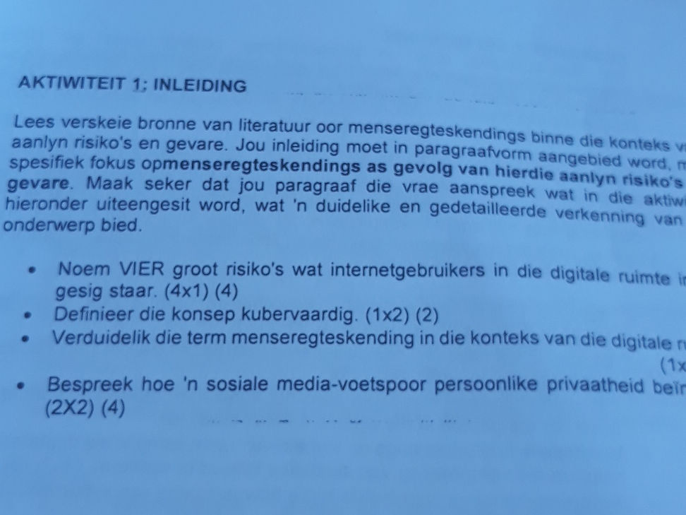 Noem VIER groot risiko's wat | StudyX