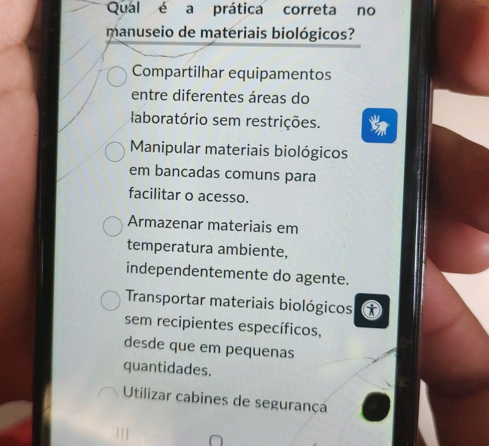 Qual é a prática correta no manuseio de | StudyX