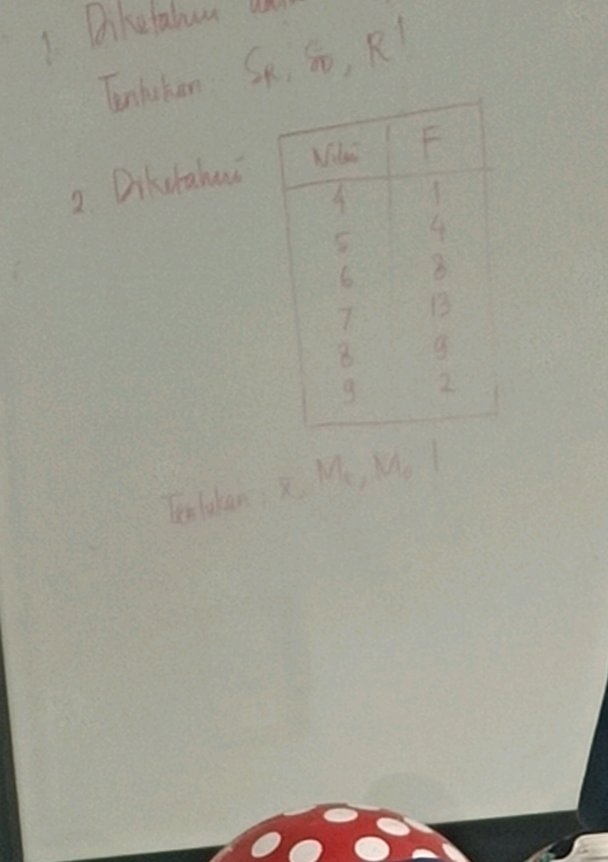 2. Diketahui | Nilai | F | |---|---| | 4 | | StudyX