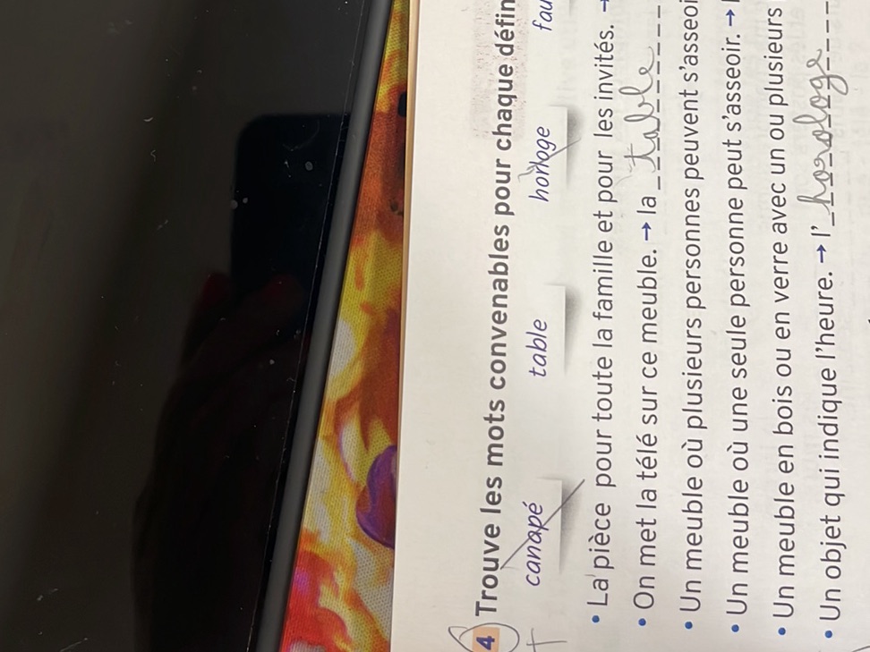 Trouve les mots convenables pour chaque | StudyX