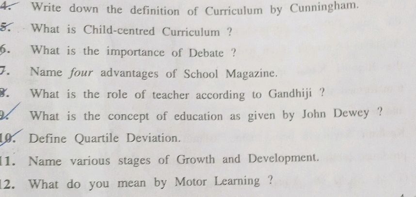 4. Write down the definition of Curriculum | StudyX