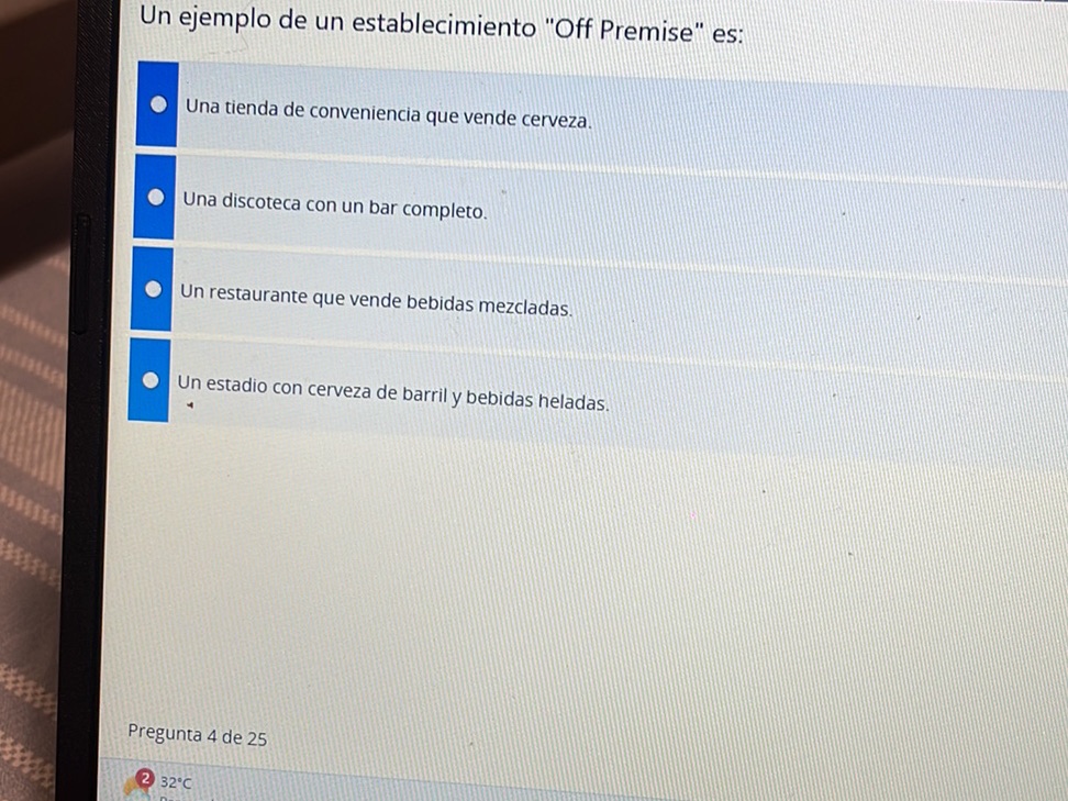 Un ejemplo de un establecimiento "Off | StudyX
