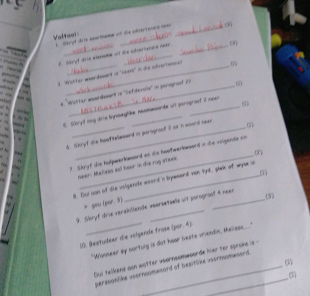 1. Skryf drie soortname uit die advertensie | StudyX