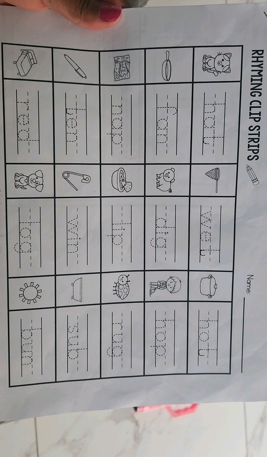 RHYMING CLIP STRIPS -hat -ten -dog -sun | StudyX