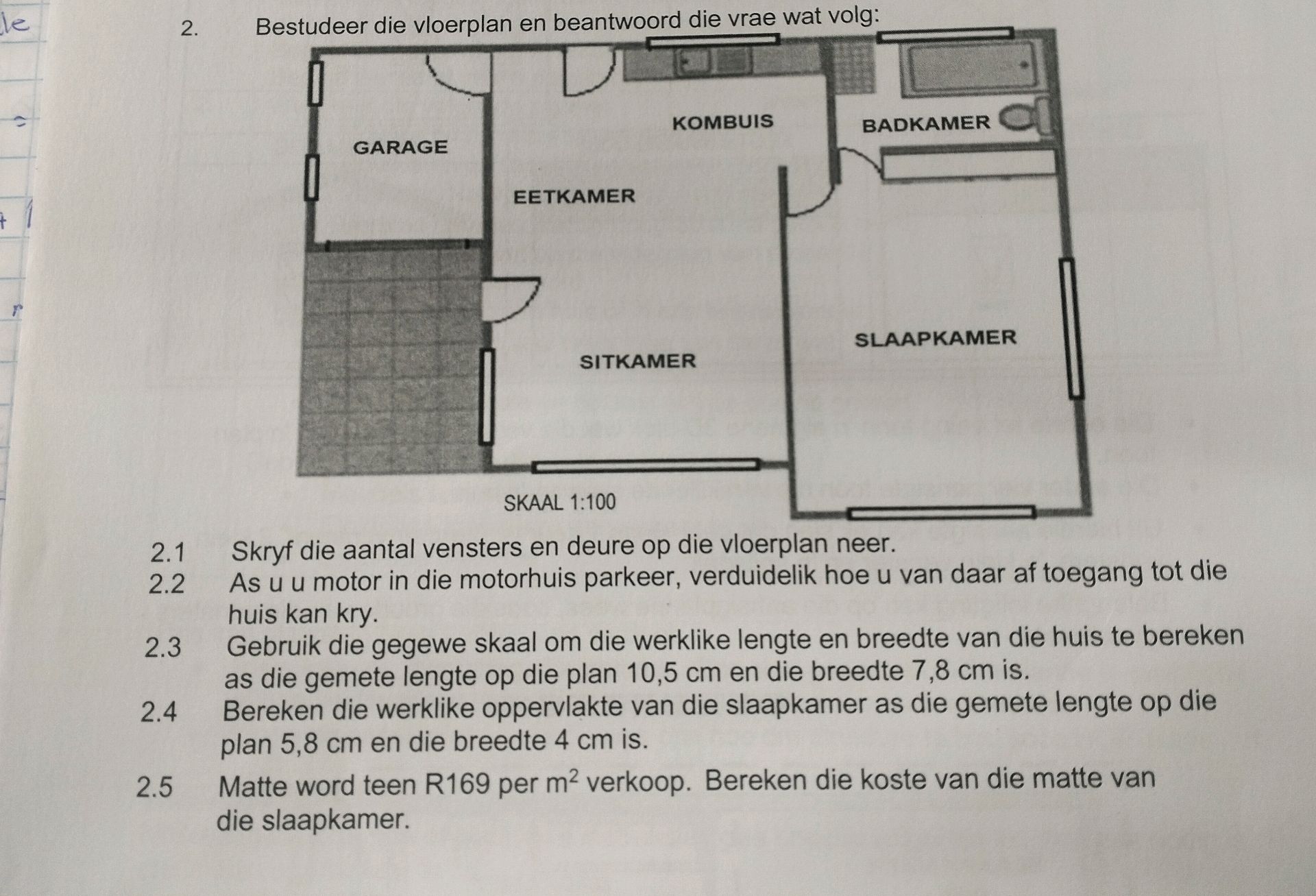 2. Bestudeer die vloerplan en beantwoord die | StudyX