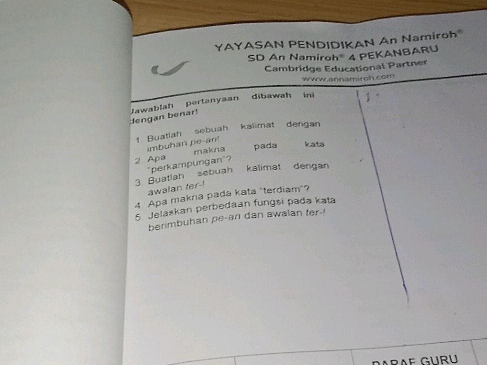 1. Buatlah sebuah kalimat dengan imbuhan | StudyX