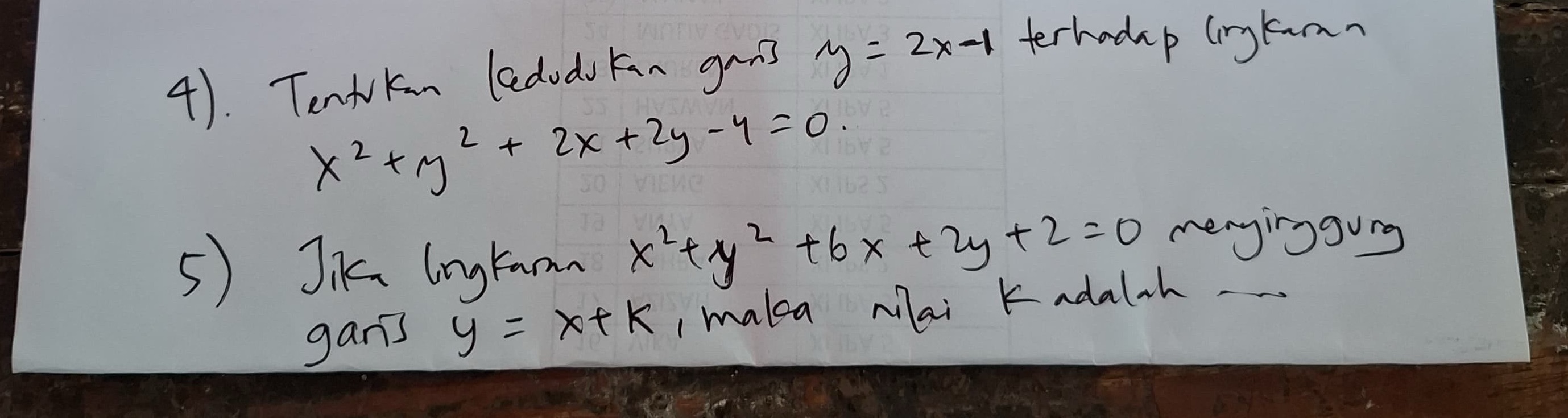 4). Tentukan kedudukan garis $y = 2x - 1$ | StudyX