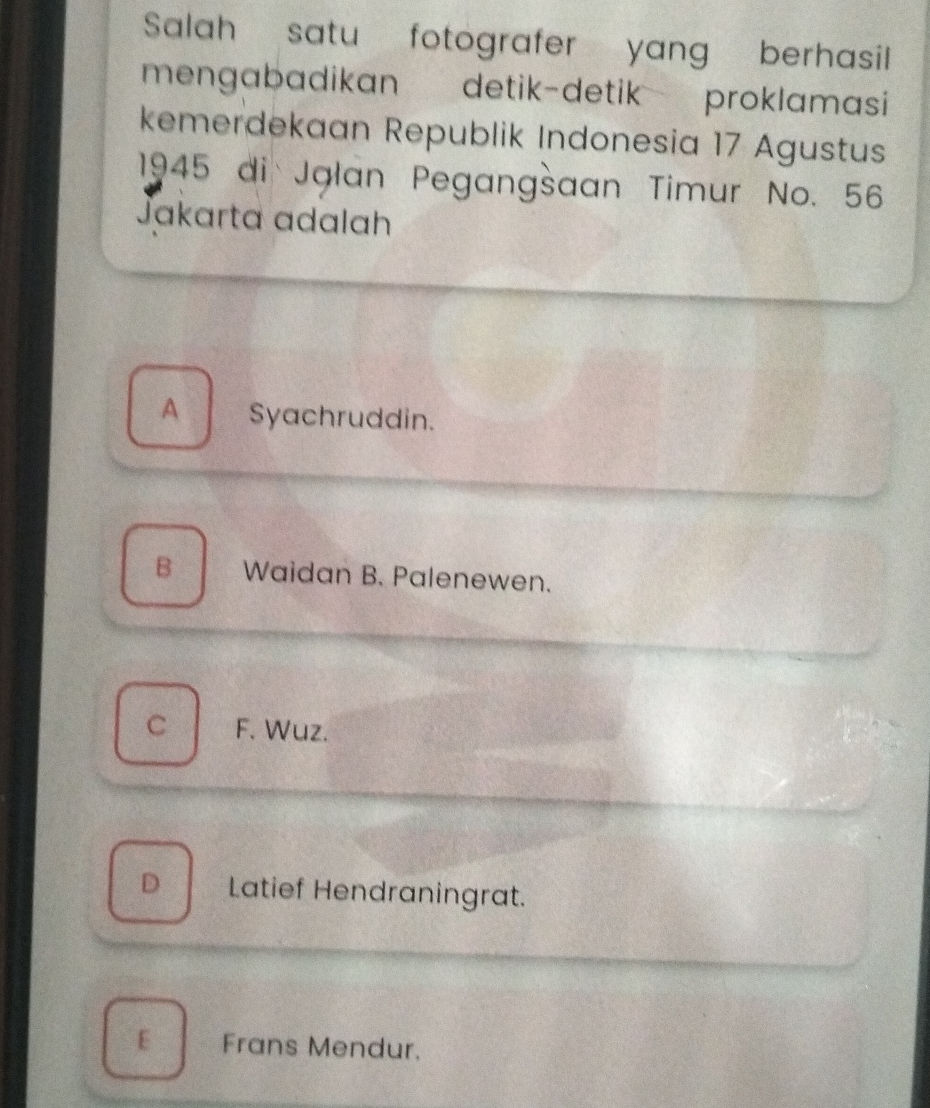 Salah satu fotografer yang berhasil | StudyX