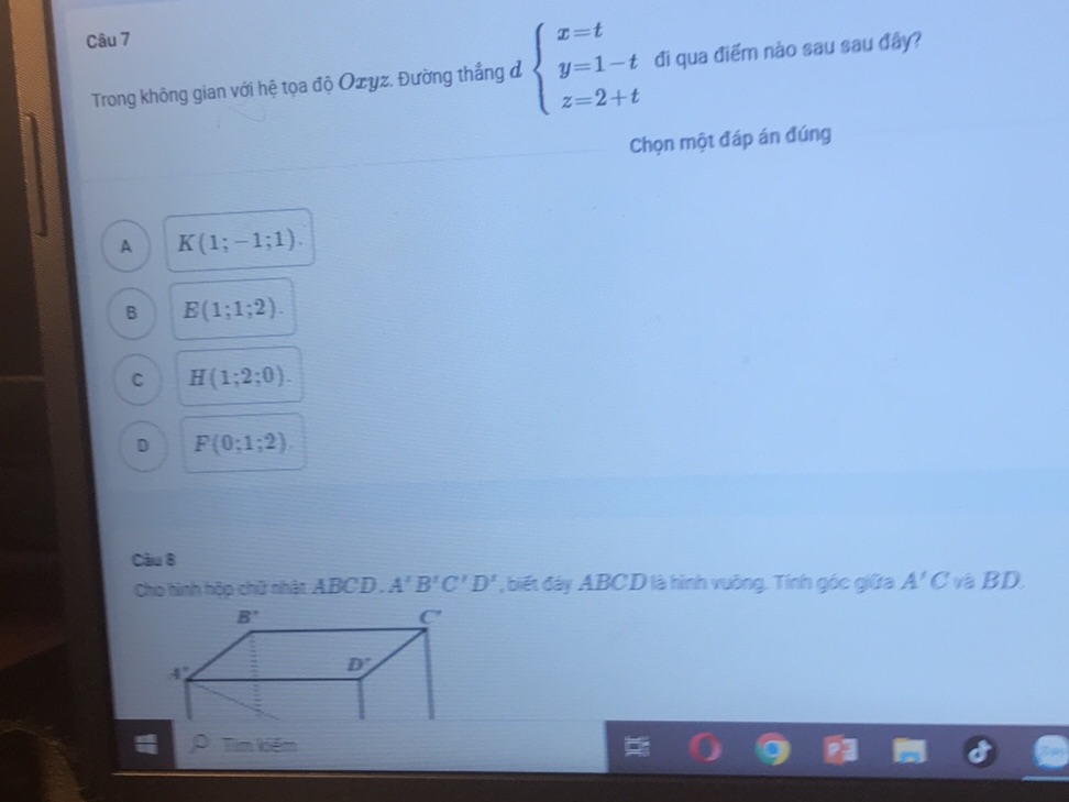 Câu 7 Trong không gian với hệ tọa độ Oxyz. | StudyX